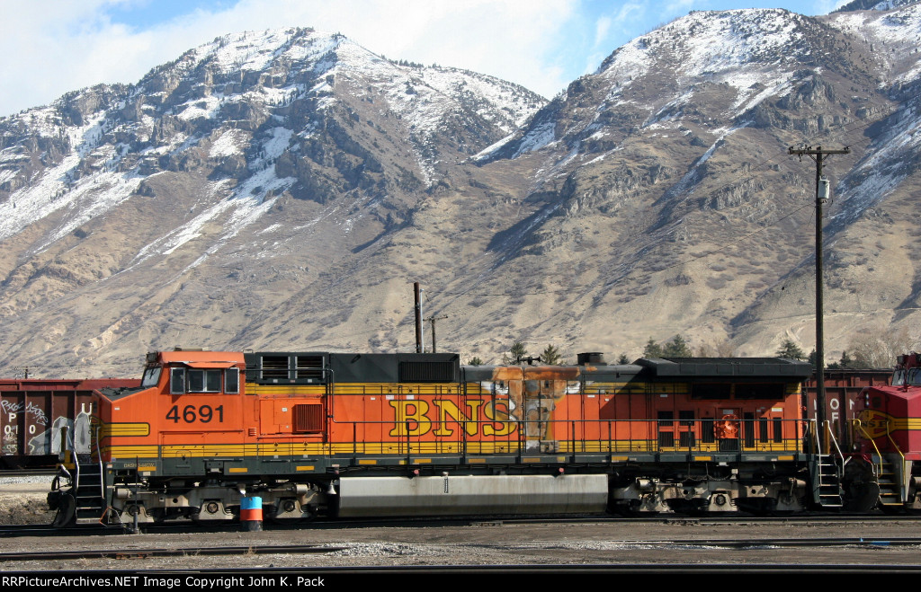 BNSF 4691